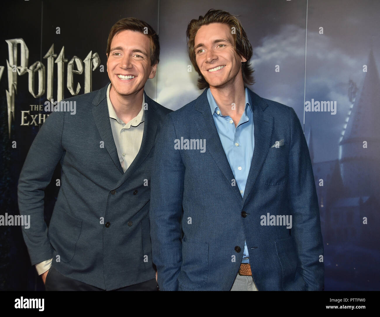 Potsdam, Brandenburg. 11th Oct, 2018. The actors James (r) and Oliver ...