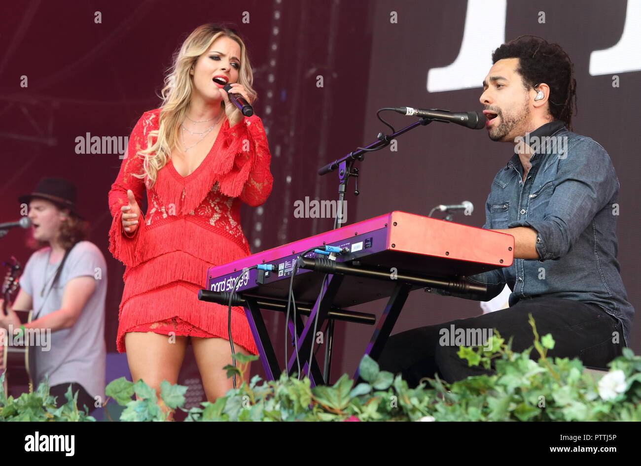 Shires band hi-res stock photography and images - Alamy