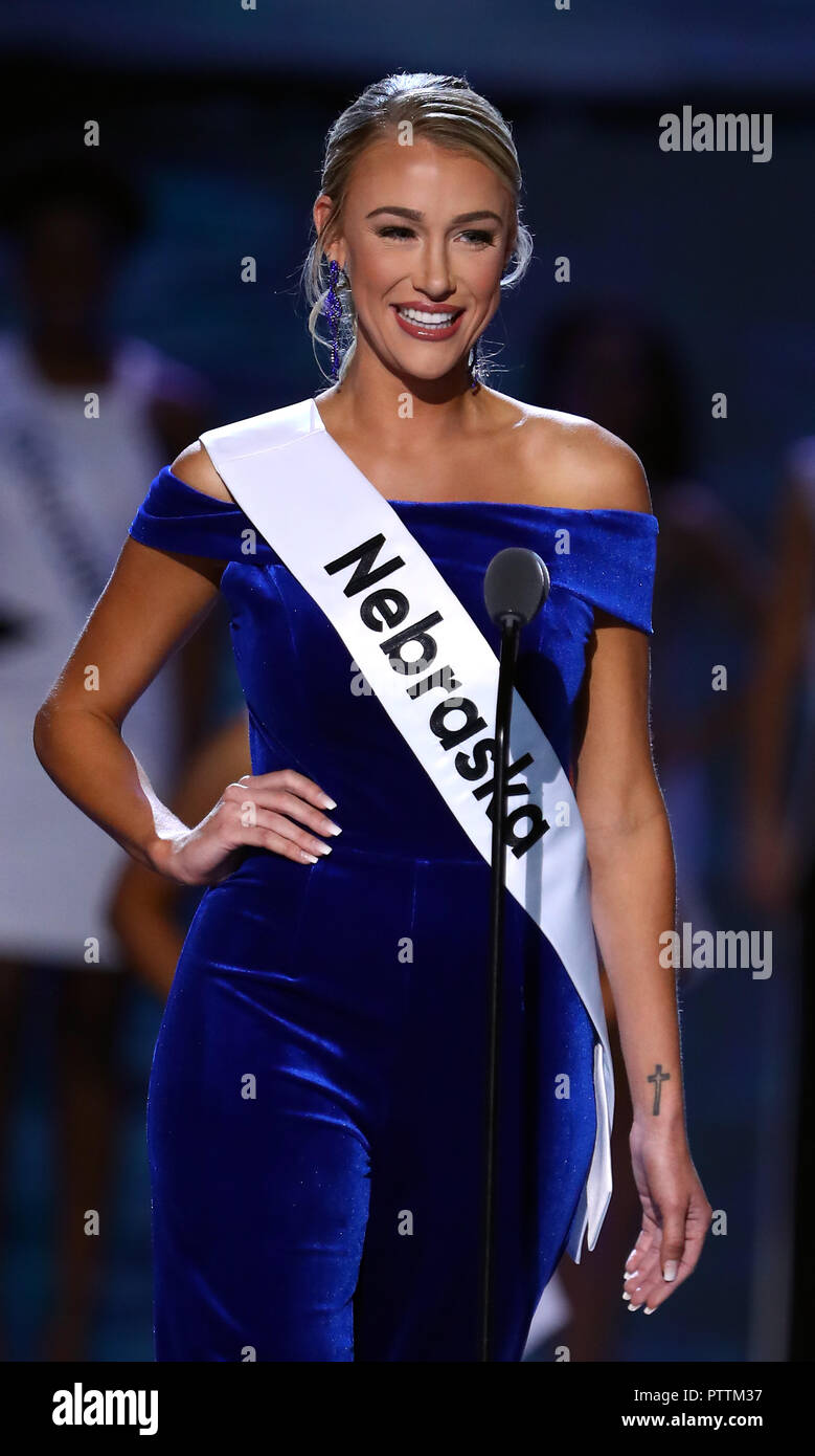 Miss nebraska jessica lynn shultis hi-res stock photography and images ...