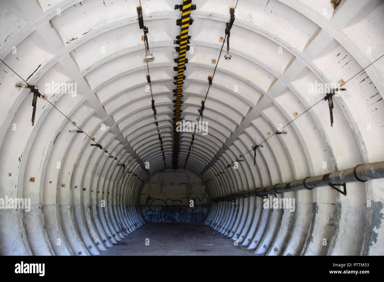 Missile storage hi-res stock photography and images - Alamy