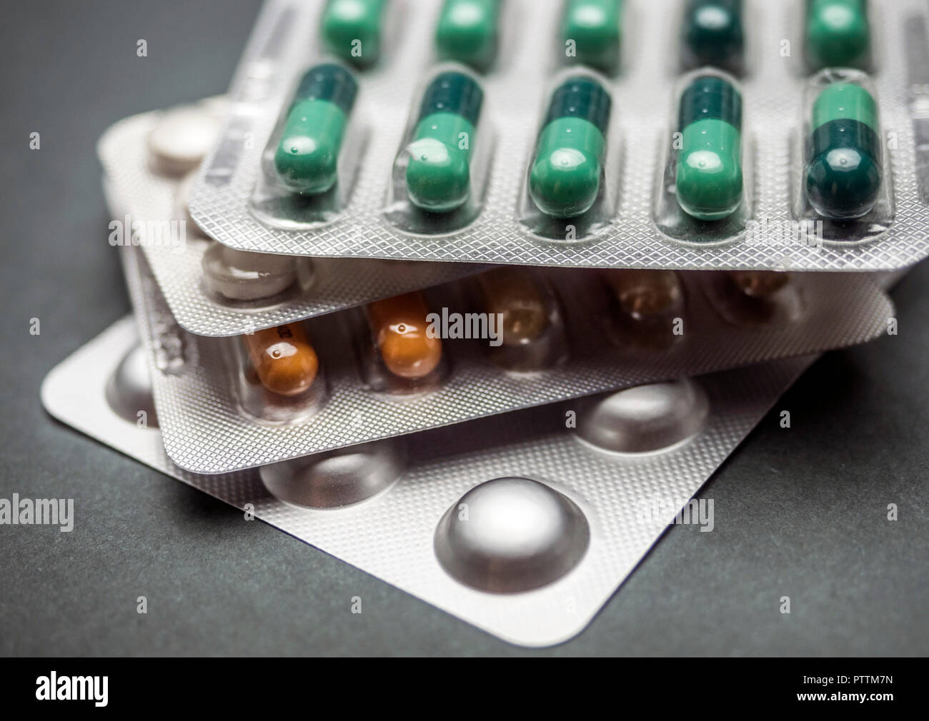 Prescription tablets hi-res stock photography and images - Alamy