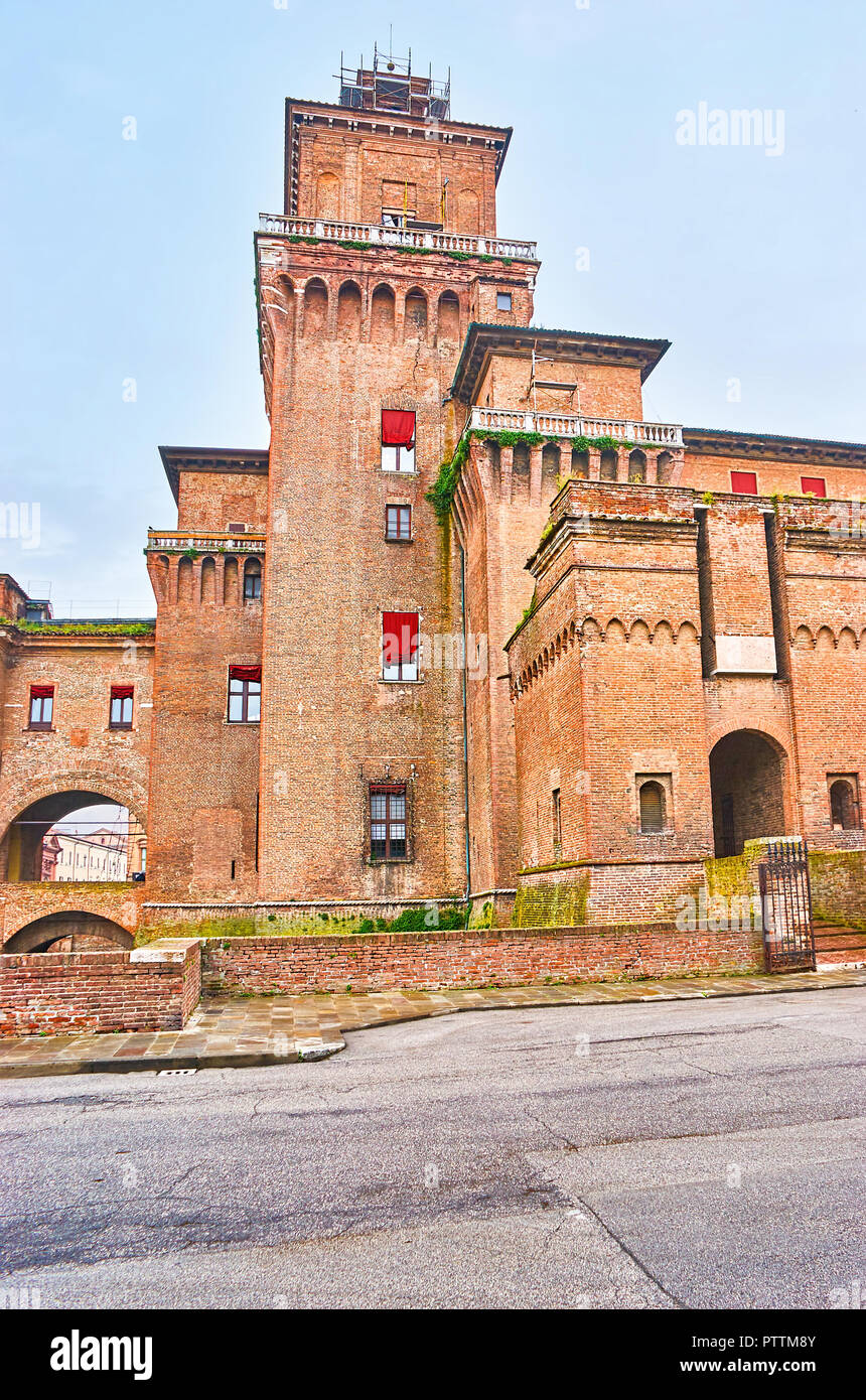 Estense castle ferrara emilia romagna hi-res stock photography and ...