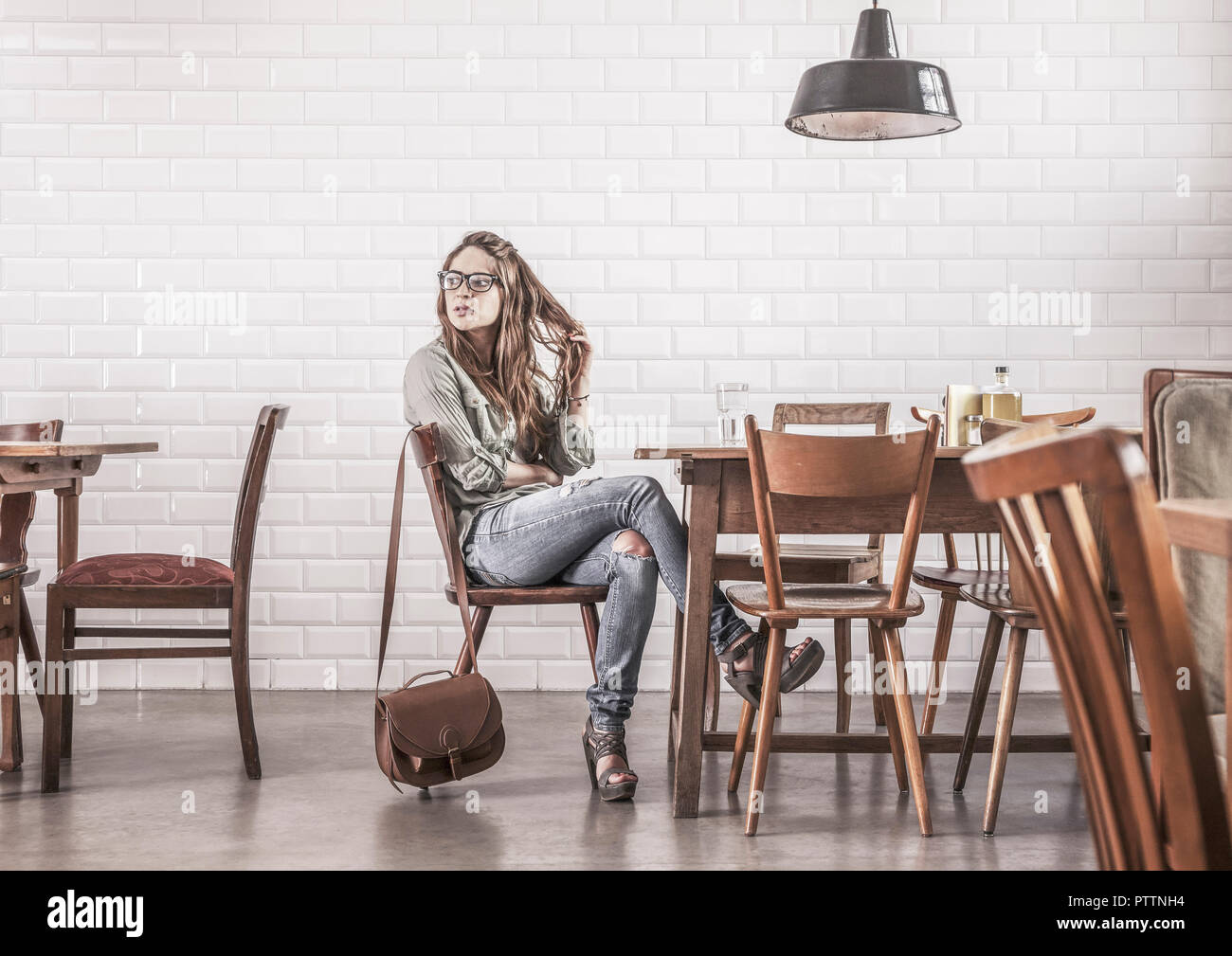 Wartet High Resolution Stock Photography and Images - Alamy