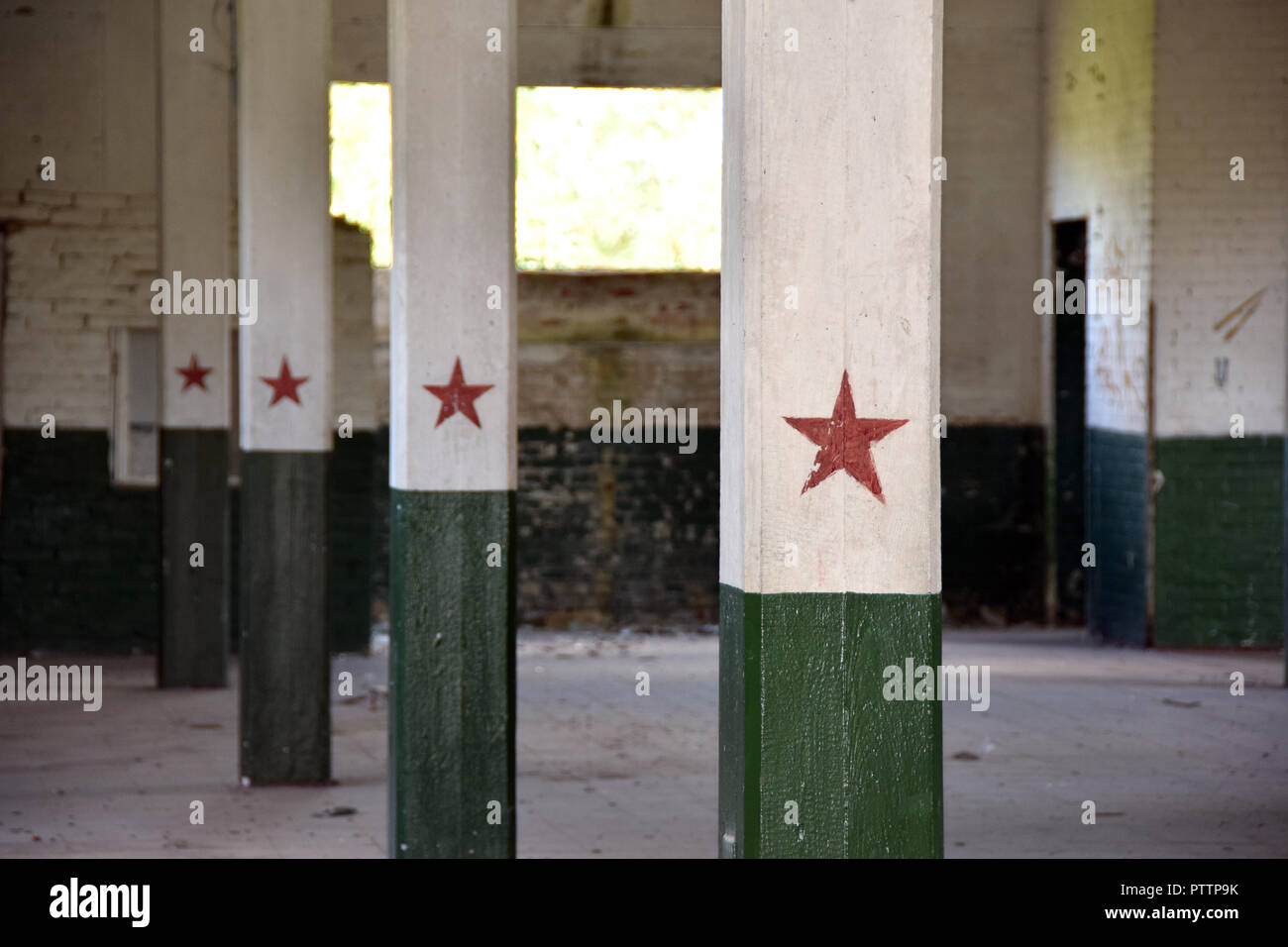 Building collapse germany hi-res stock photography and images - Alamy