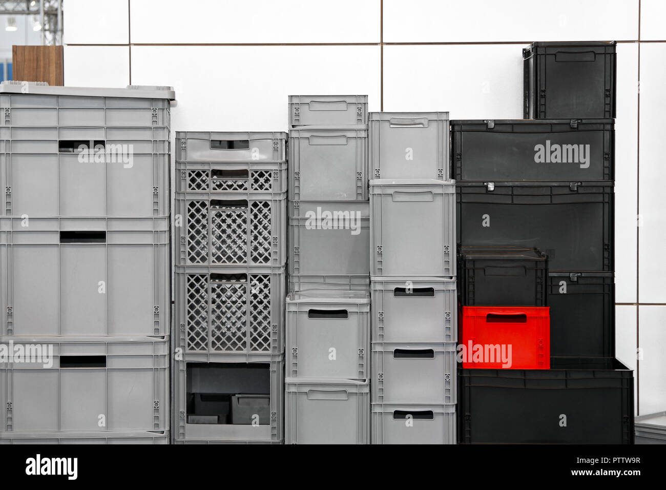 Packing crates boxes hi-res stock photography and images - Alamy