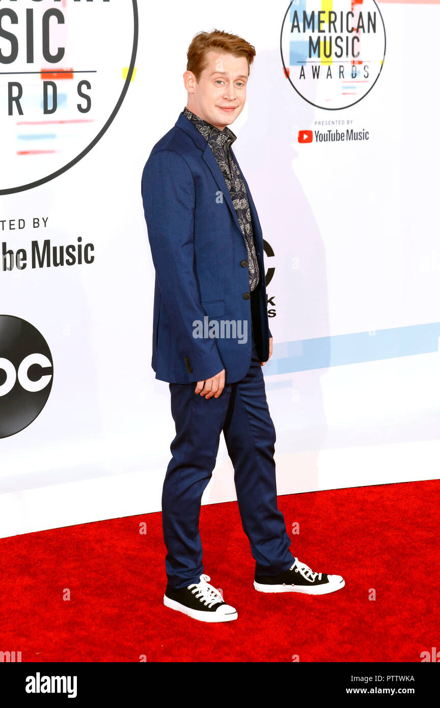 American actor macaulay culkin hi-res stock photography and images - Alamy