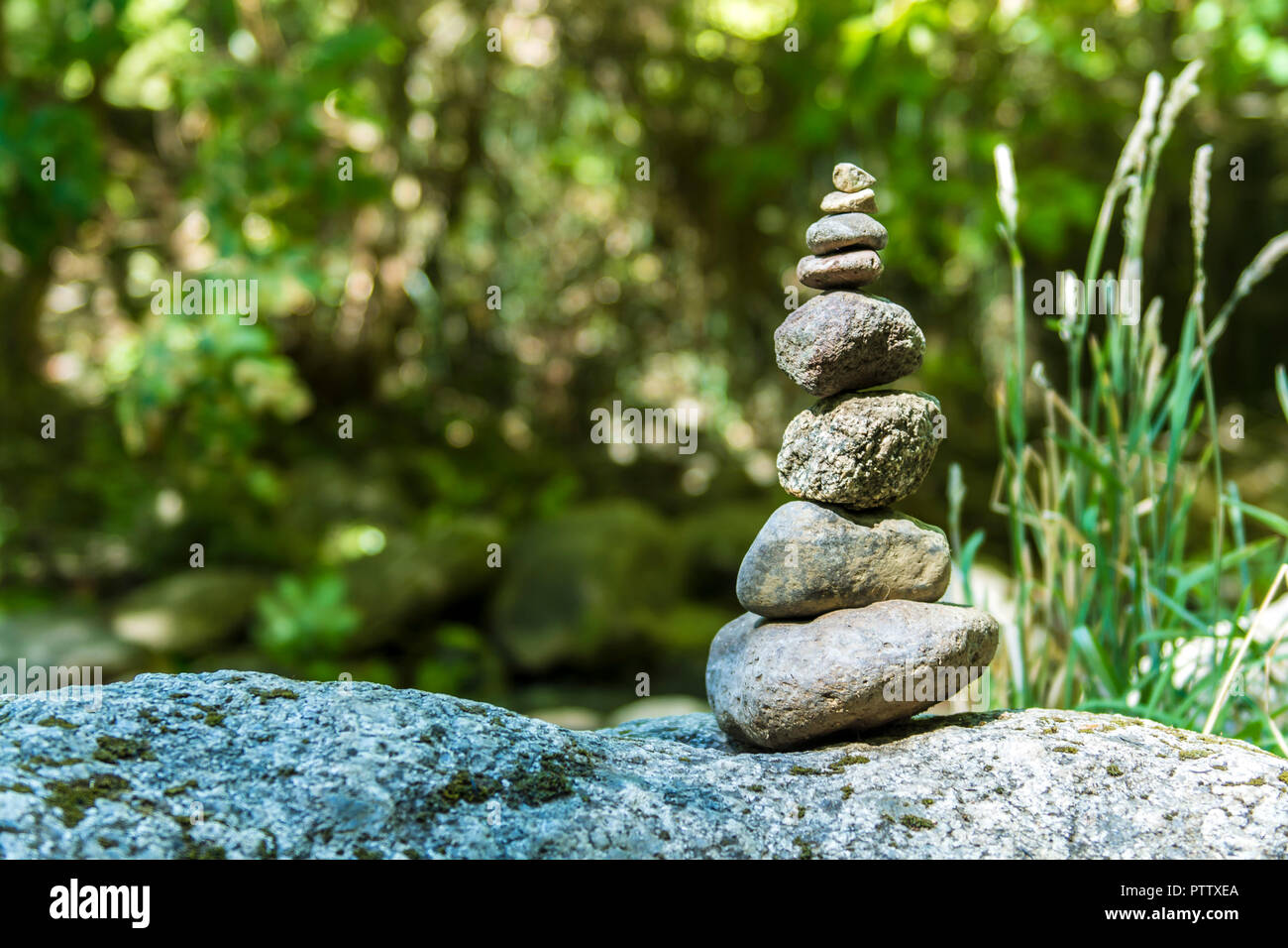 Ashland oregon lithia park hi-res stock photography and images - Alamy