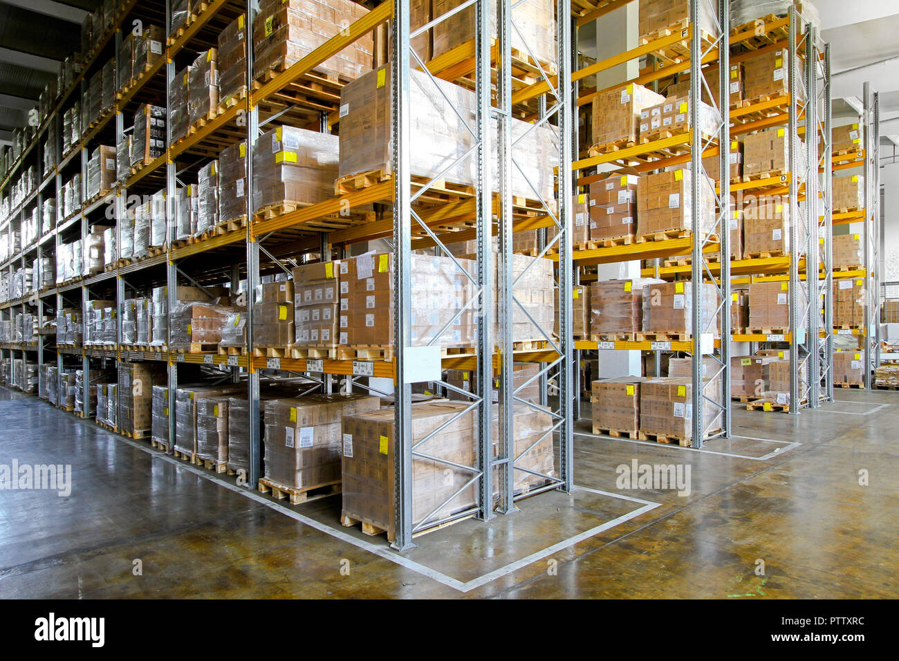 Inside interior merchandise racks hi-res stock photography and images ...