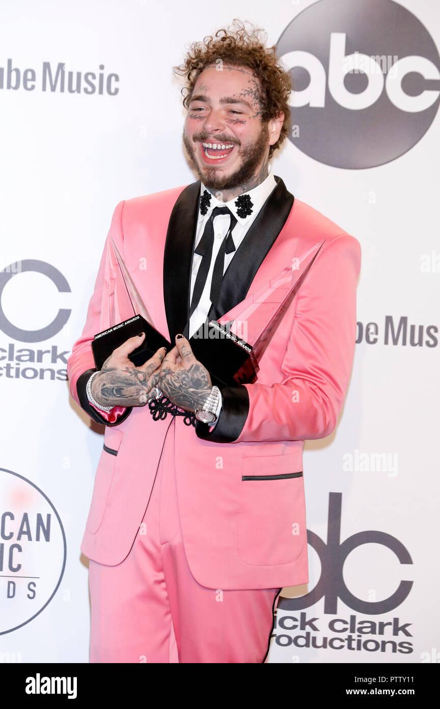 Post Malone attending the 46th Annual American Music Awards at ...
