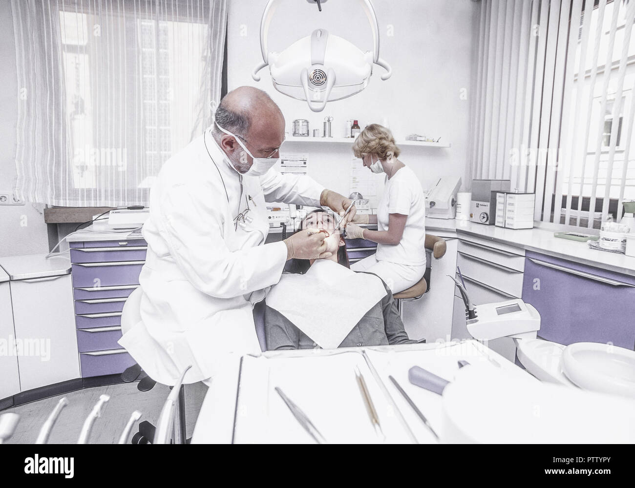 Zahnarztpraxis Stock Photos & Zahnarztpraxis Stock Images - Alamy