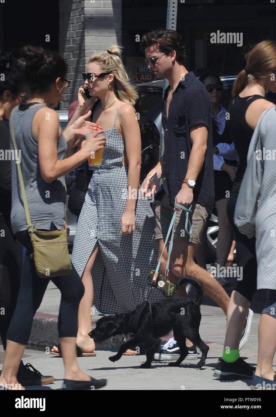 Actress Margot Robbie out for lunch with her brother Cameron and her ...