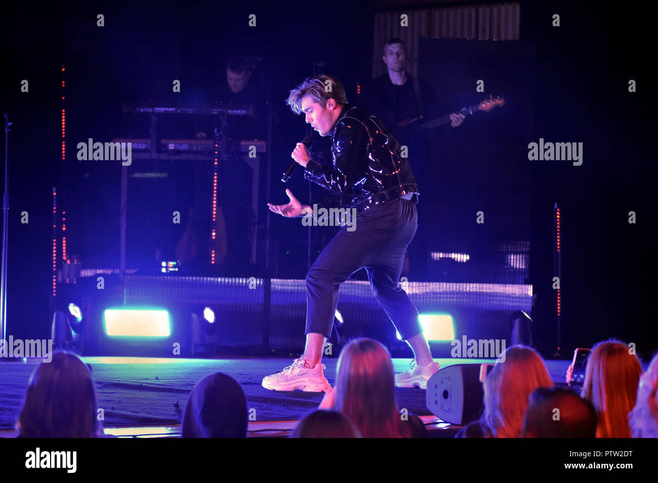 Benjamin Ingrosso at the première of his tour with Felix Sandman in ...