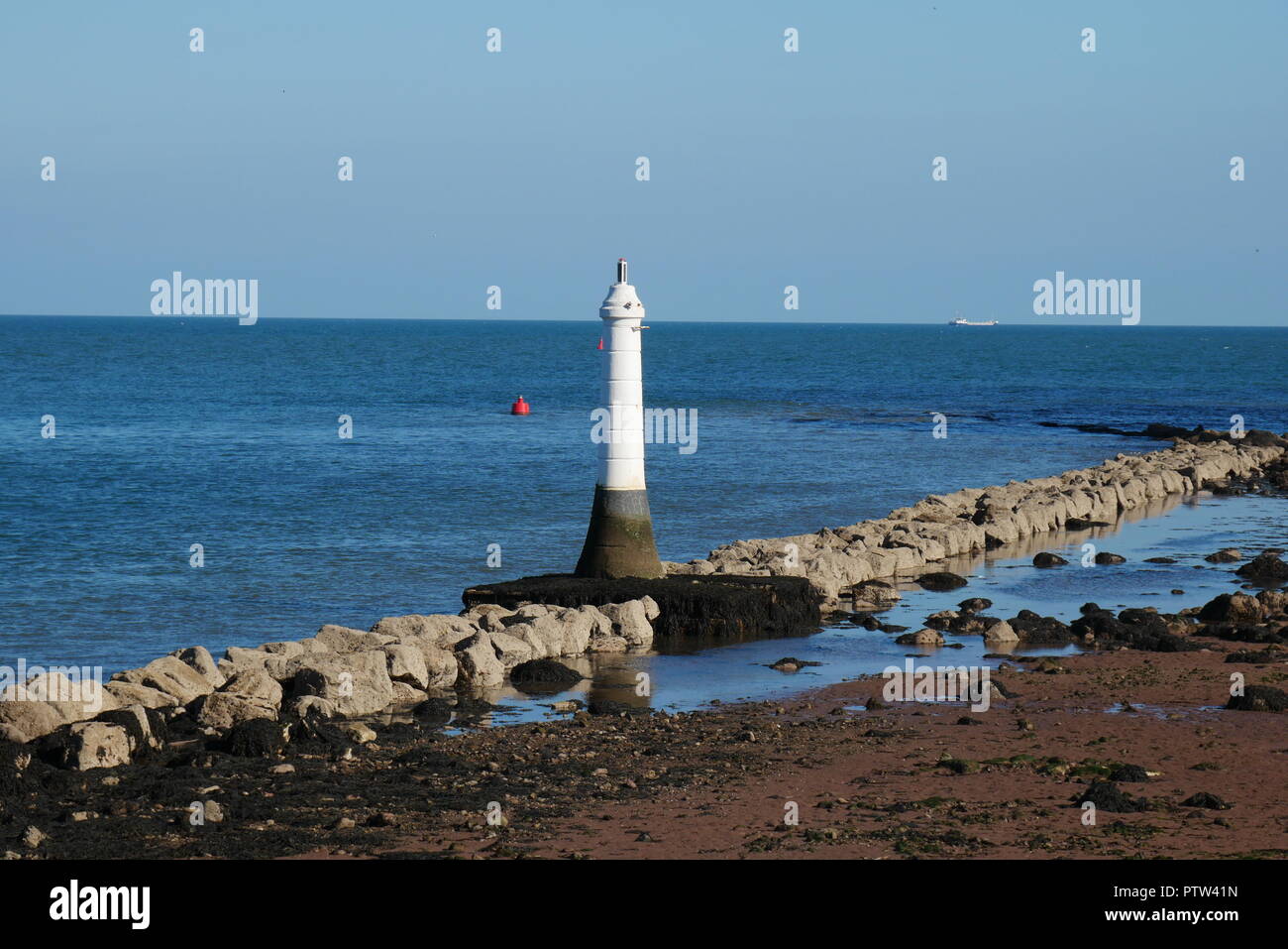 Teignmouth sea wall hi-res stock photography and images - Alamy