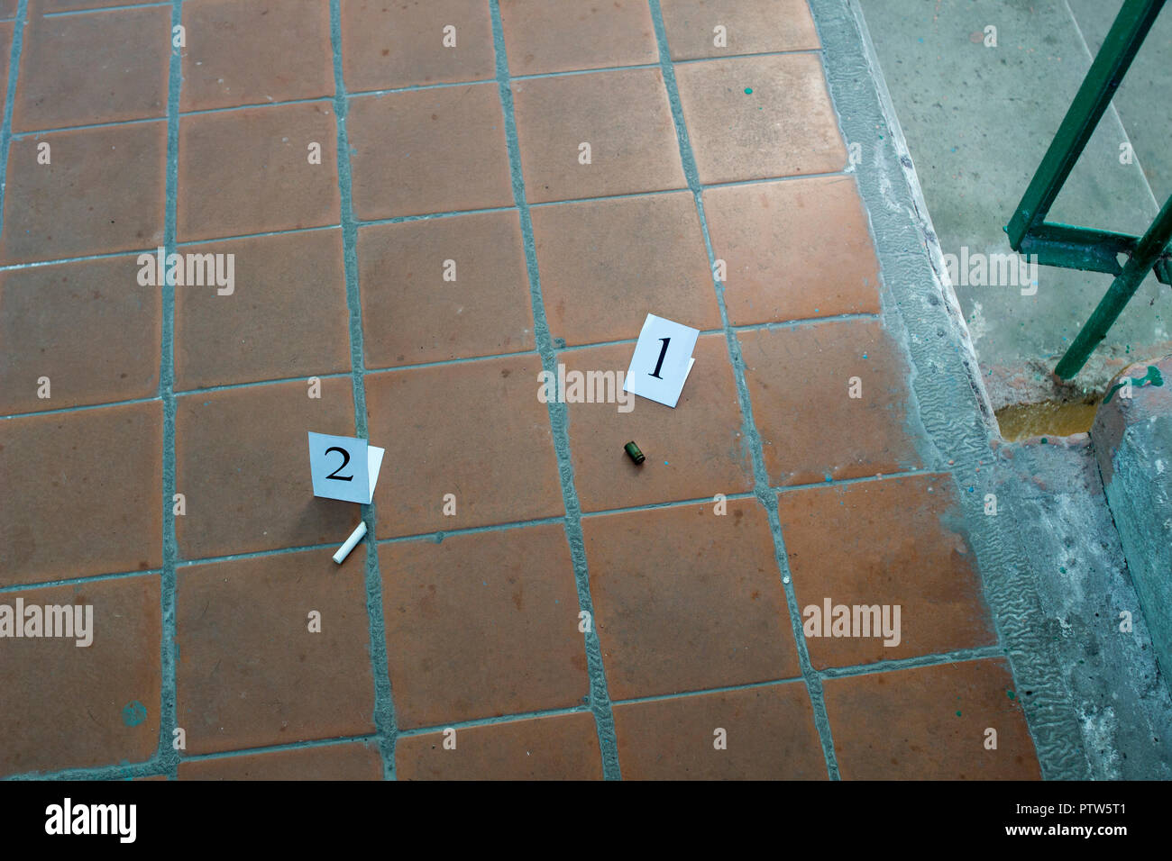 Case number gun hi-res stock photography and images - Alamy