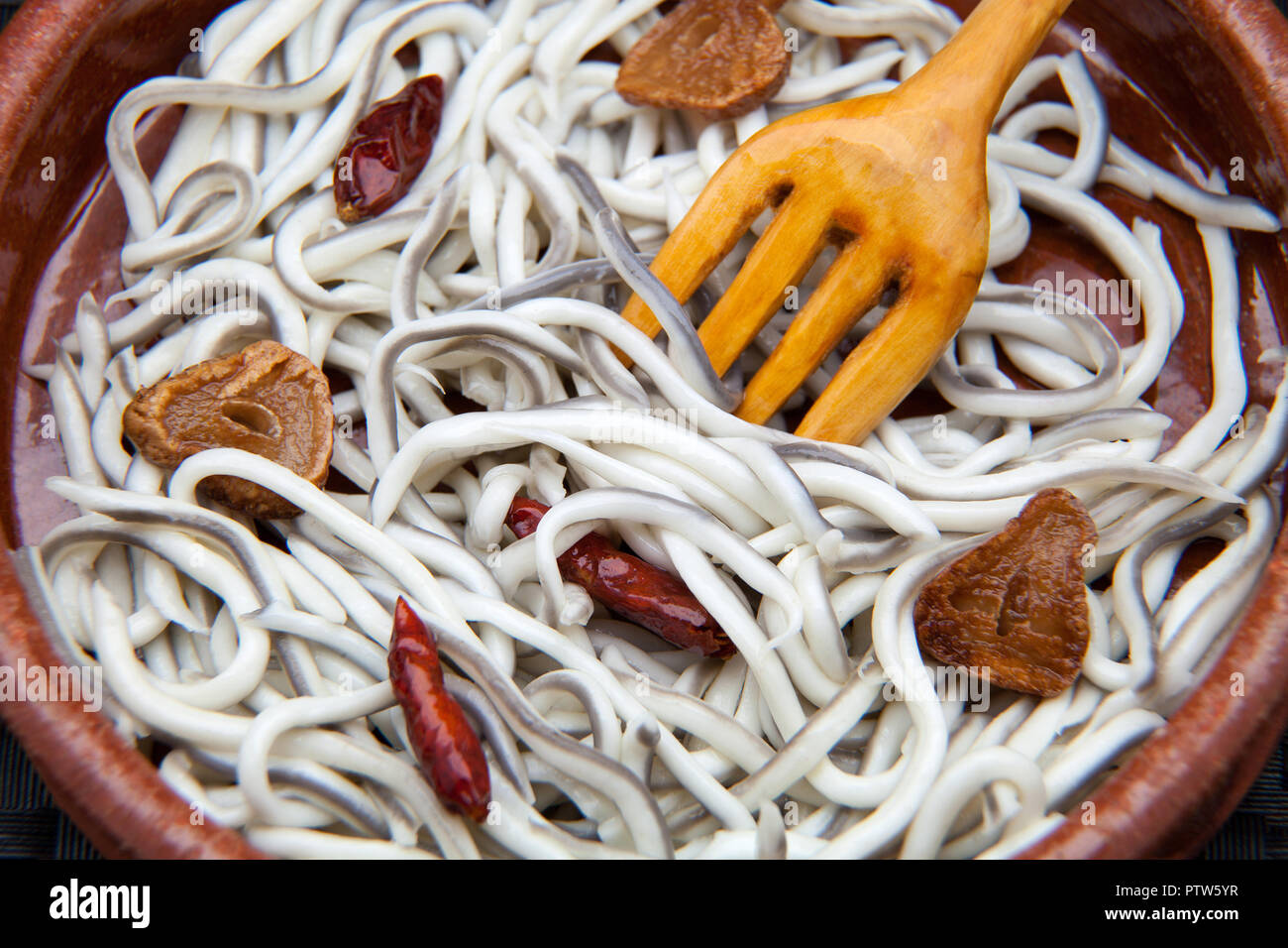 Eel stew hi-res stock photography and images - Alamy