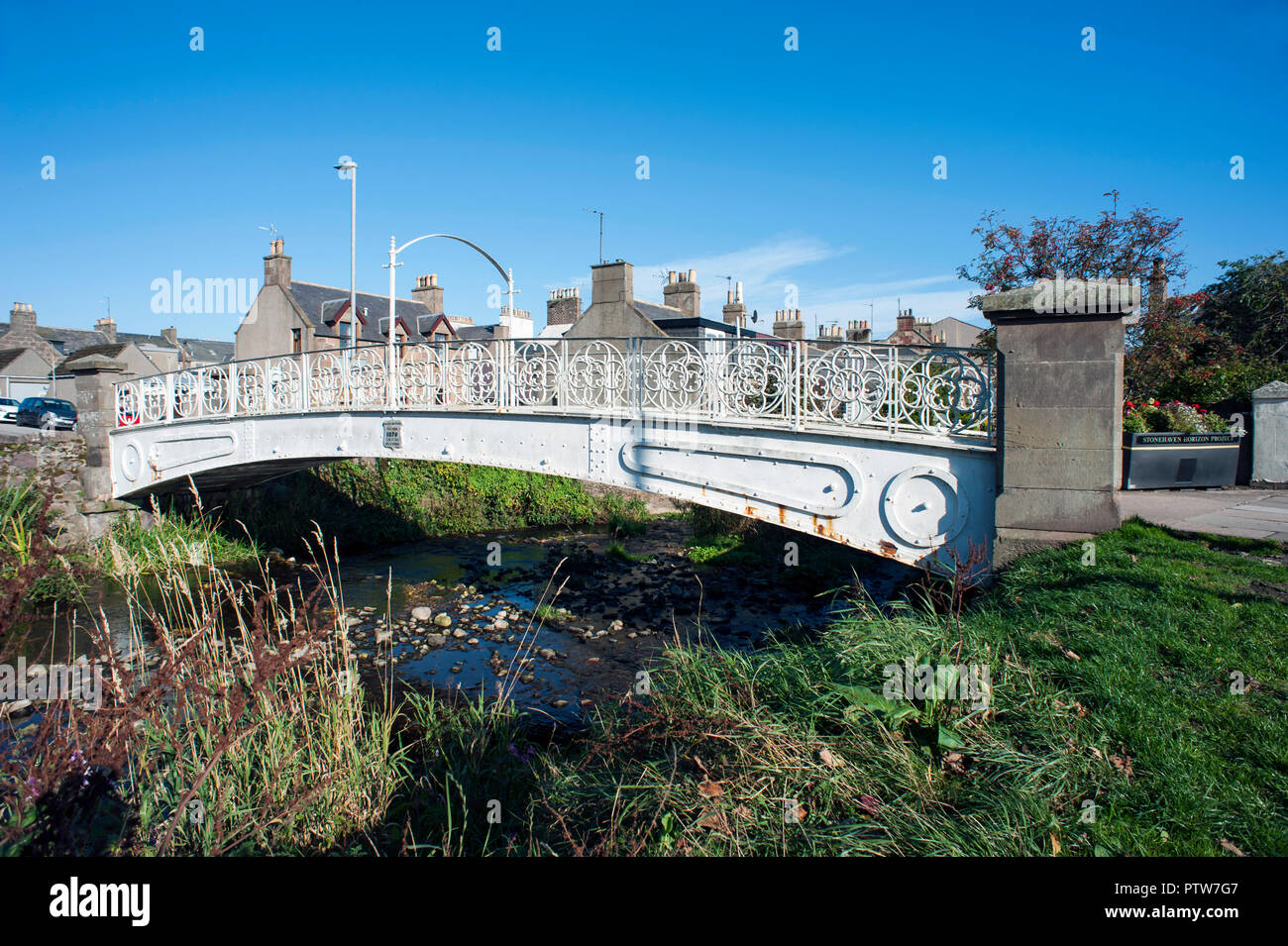 Cameron street stonehaven hi-res stock photography and images - Alamy