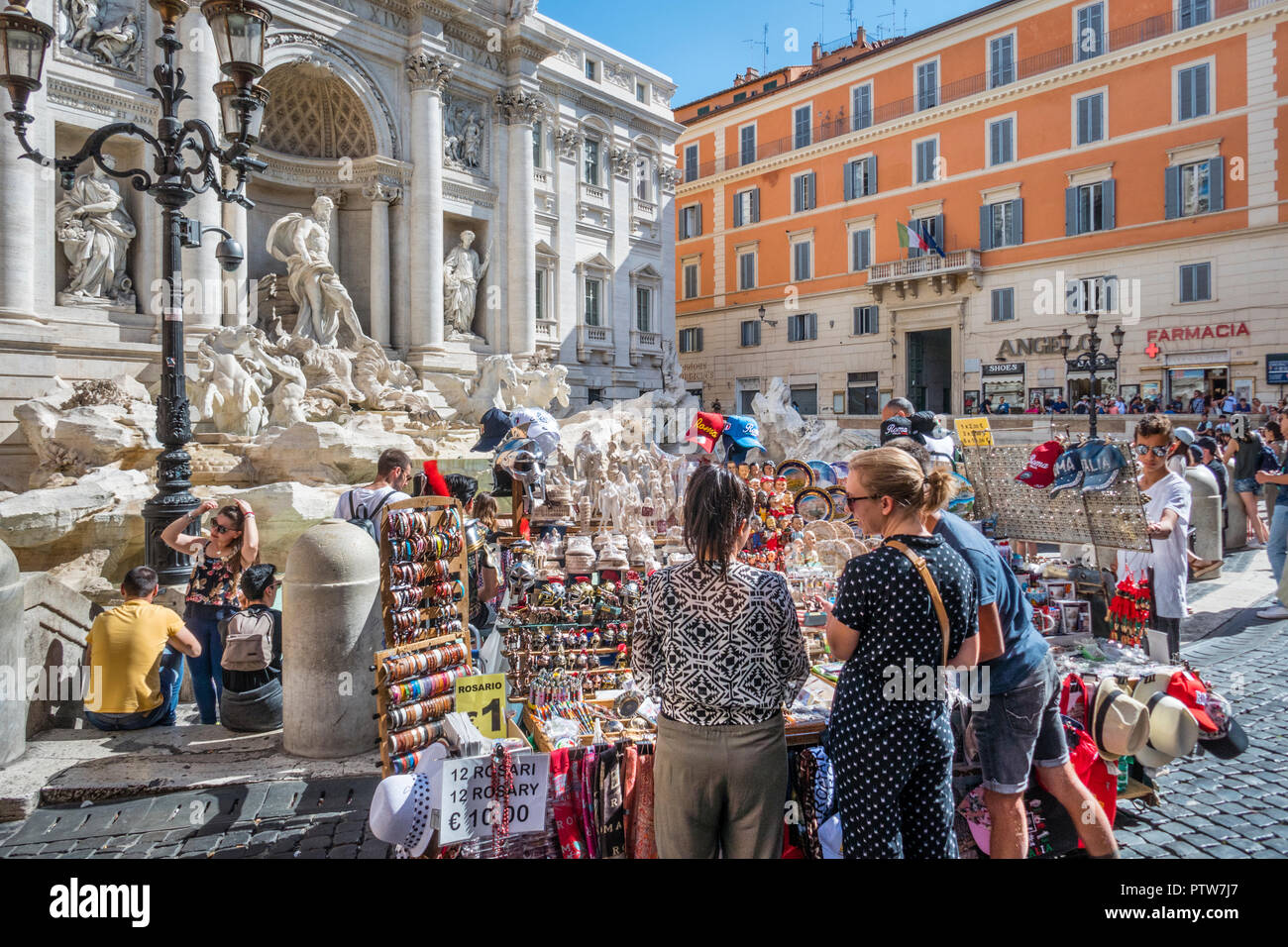 Souvenirs rome italy hi-res stock photography and images - Alamy