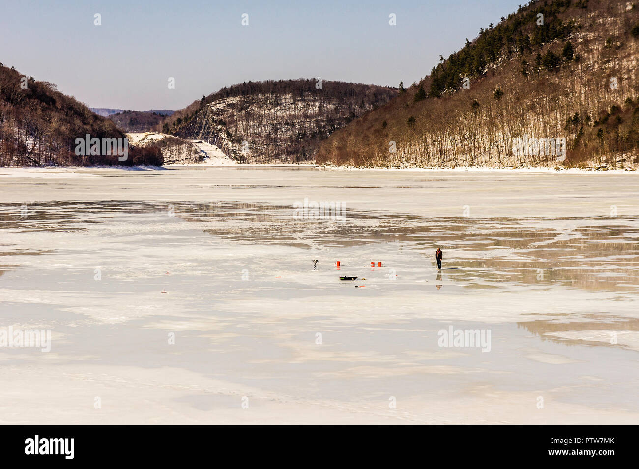 Hogback Dam Hartland, Connecticut, USA Stock Photo - Alamy