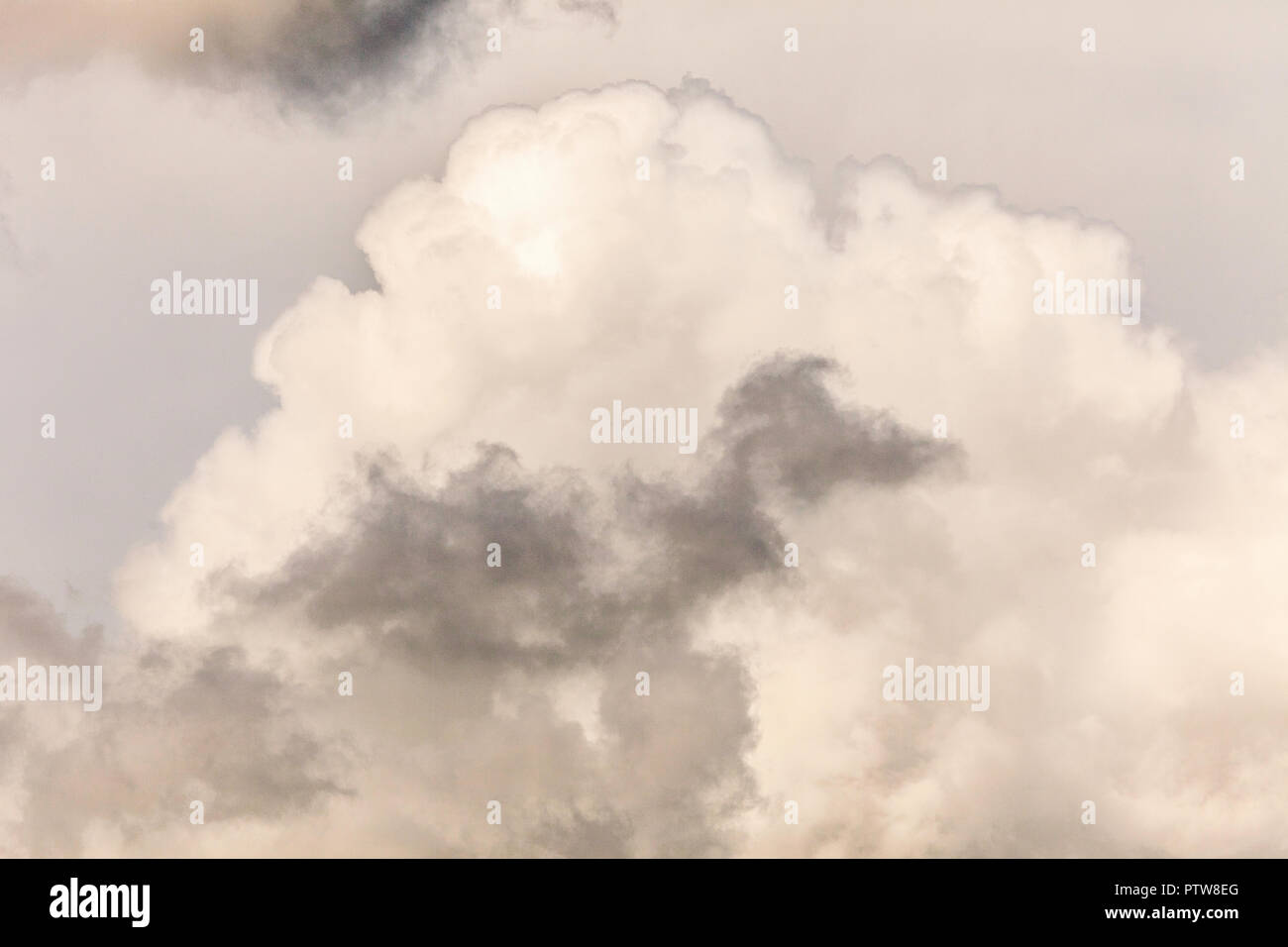 Hogback dam hi-res stock photography and images - Alamy