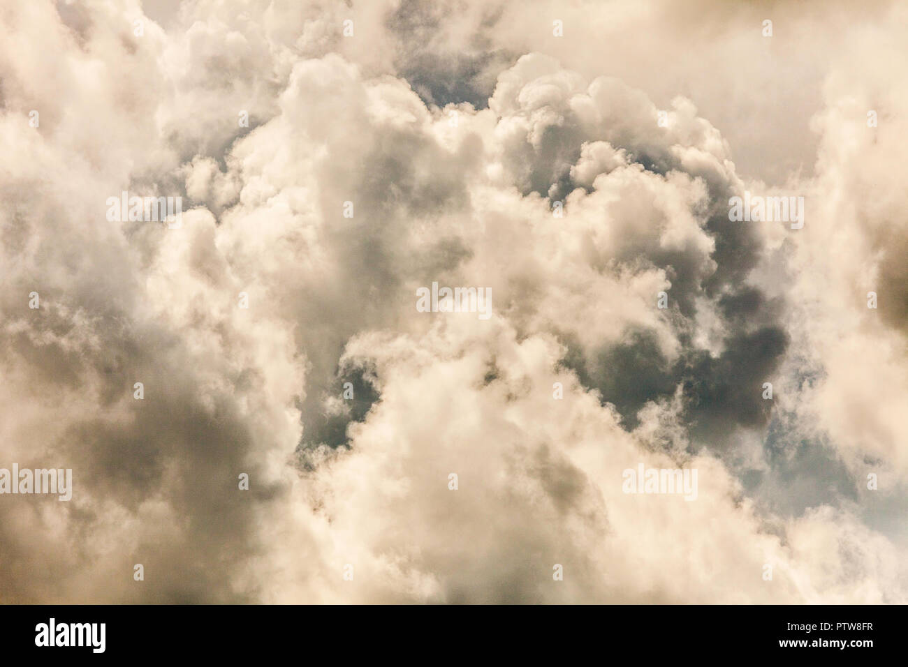 Hogback dam hi-res stock photography and images - Alamy
