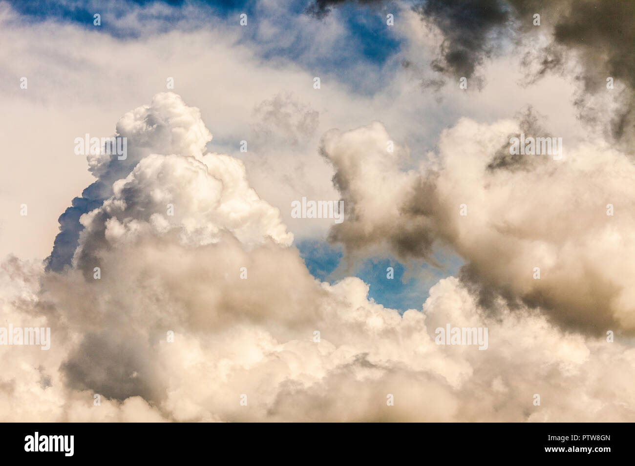 Hogback dam hi-res stock photography and images - Alamy