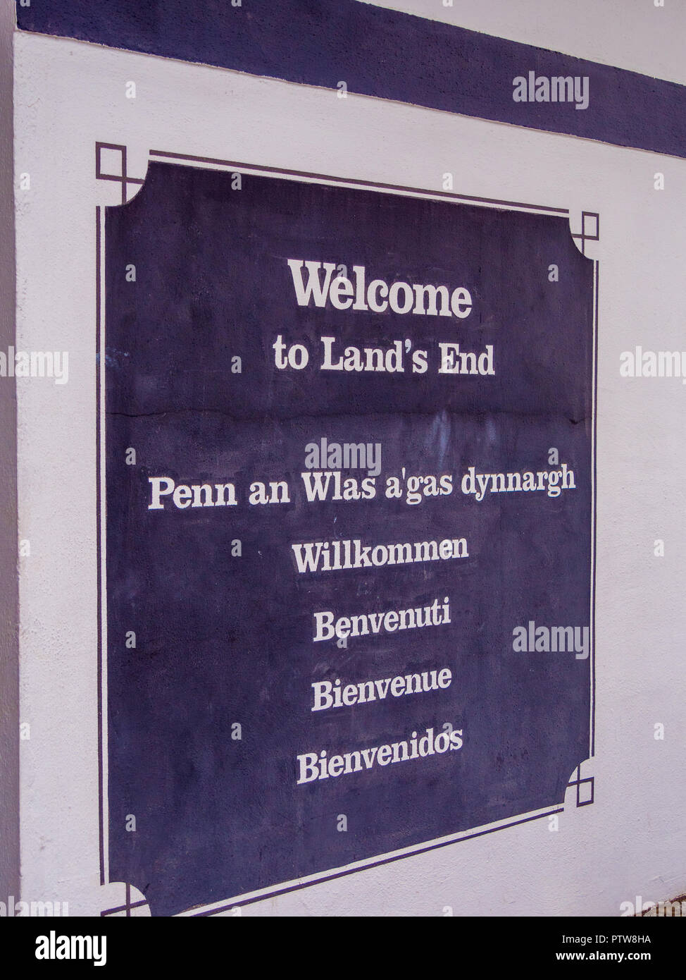 Welcome england beautiful countryside hi-res stock photography and ...