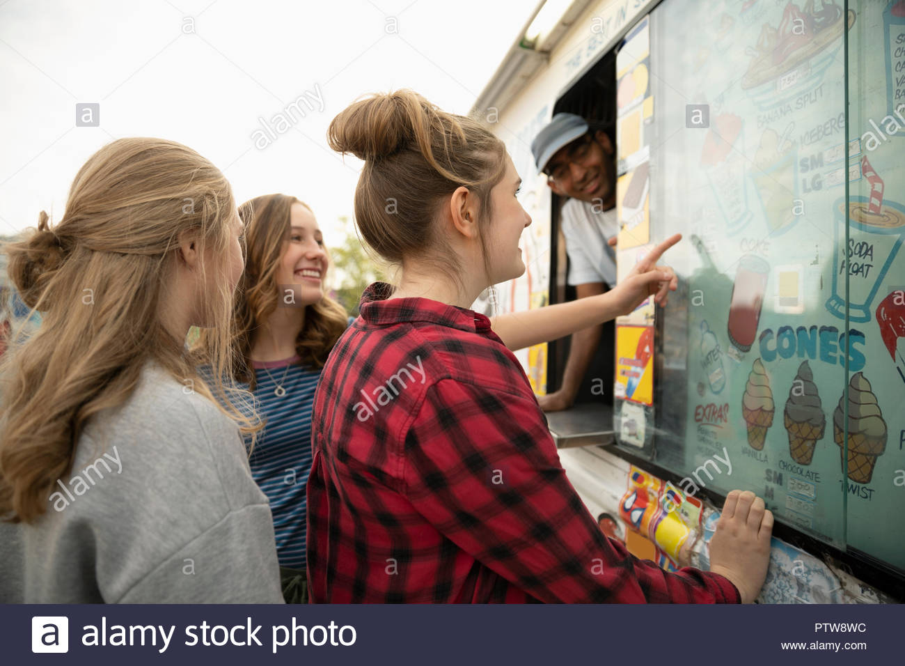 Real ice cream hi-res stock photography and images - Alamy