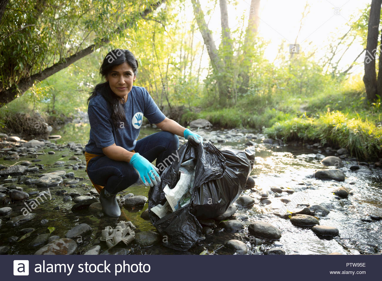 Cleaning satisfaction hi-res stock photography and images - Alamy