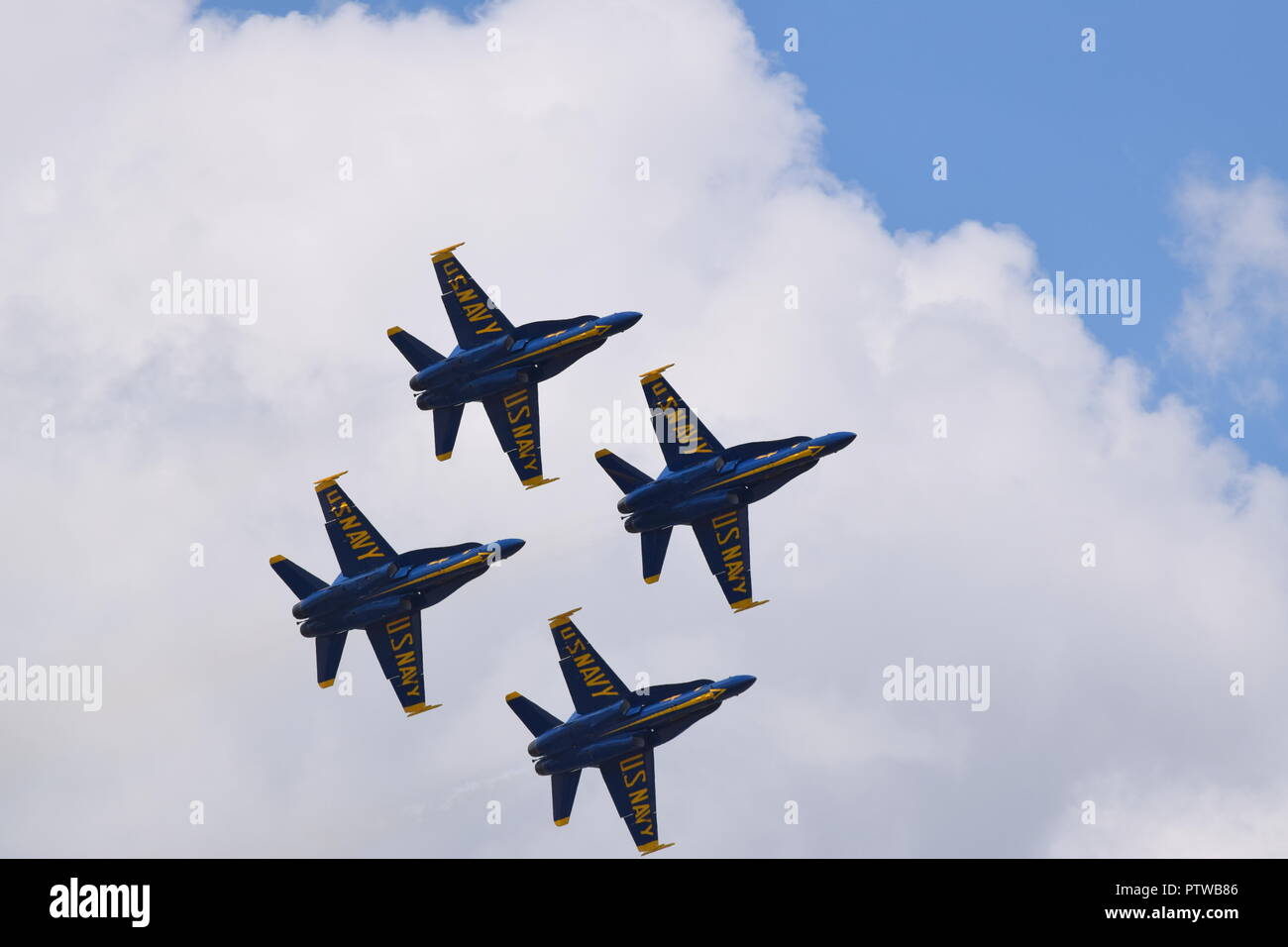 Blue angels up close in flight hi-res stock photography and images - Alamy