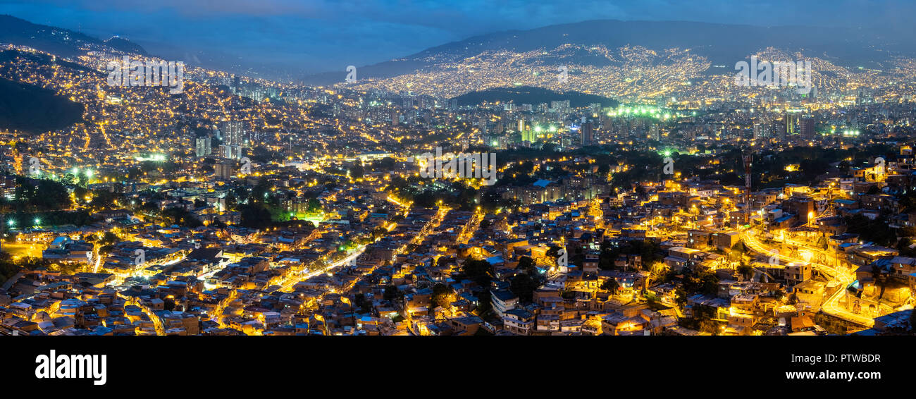 PANORAMIC VIEW OF COMUNA 13 - MEDELLIN - COLOMBIA AT NIGHT Stock Photo ...