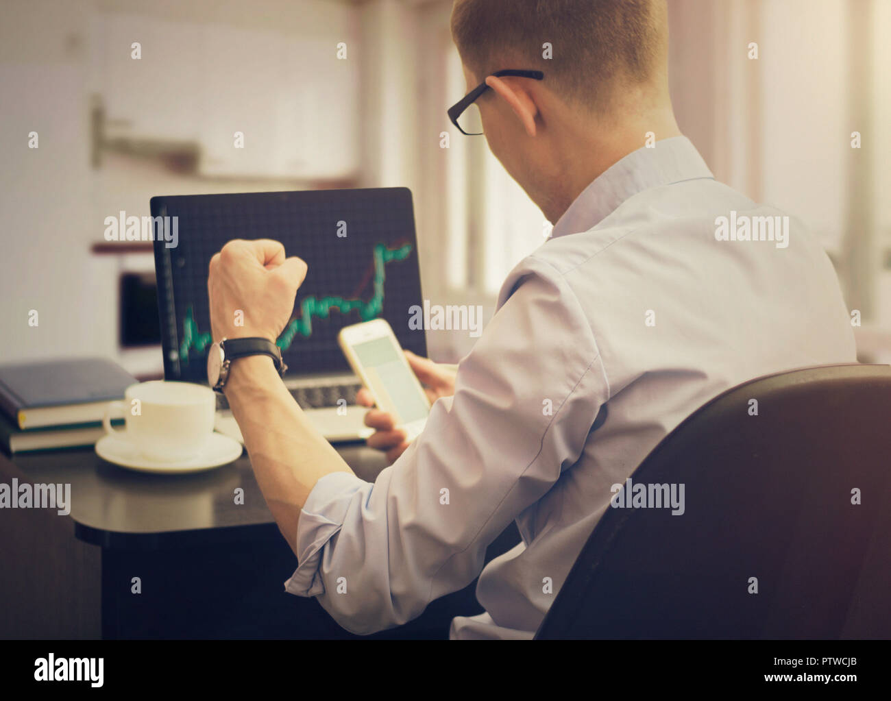 Metatrader hi-res stock photography and images - Alamy