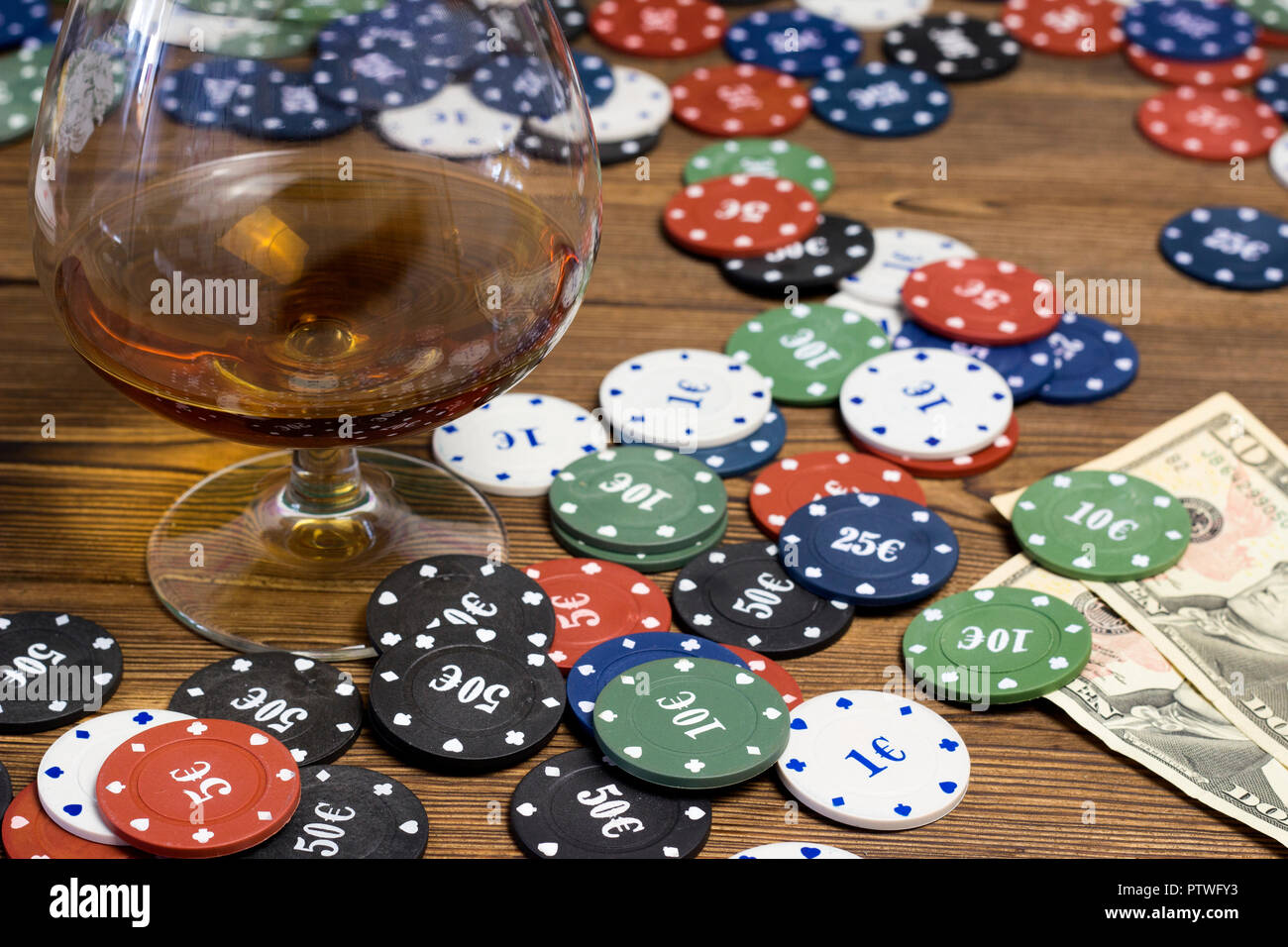 Gambling alcohol hi-res stock photography and images - Alamy