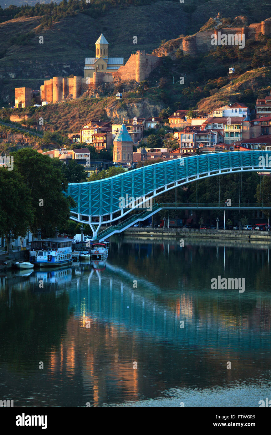 Georgia, Tbilisi, Narikala Fortress, Peace Bridge, Mtkvari River Stock ...