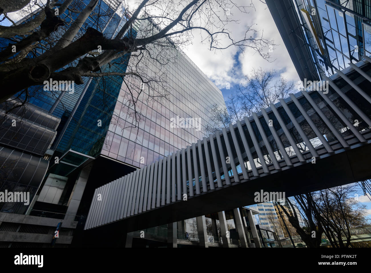 High rise building perth australia hi-res stock photography and images ...