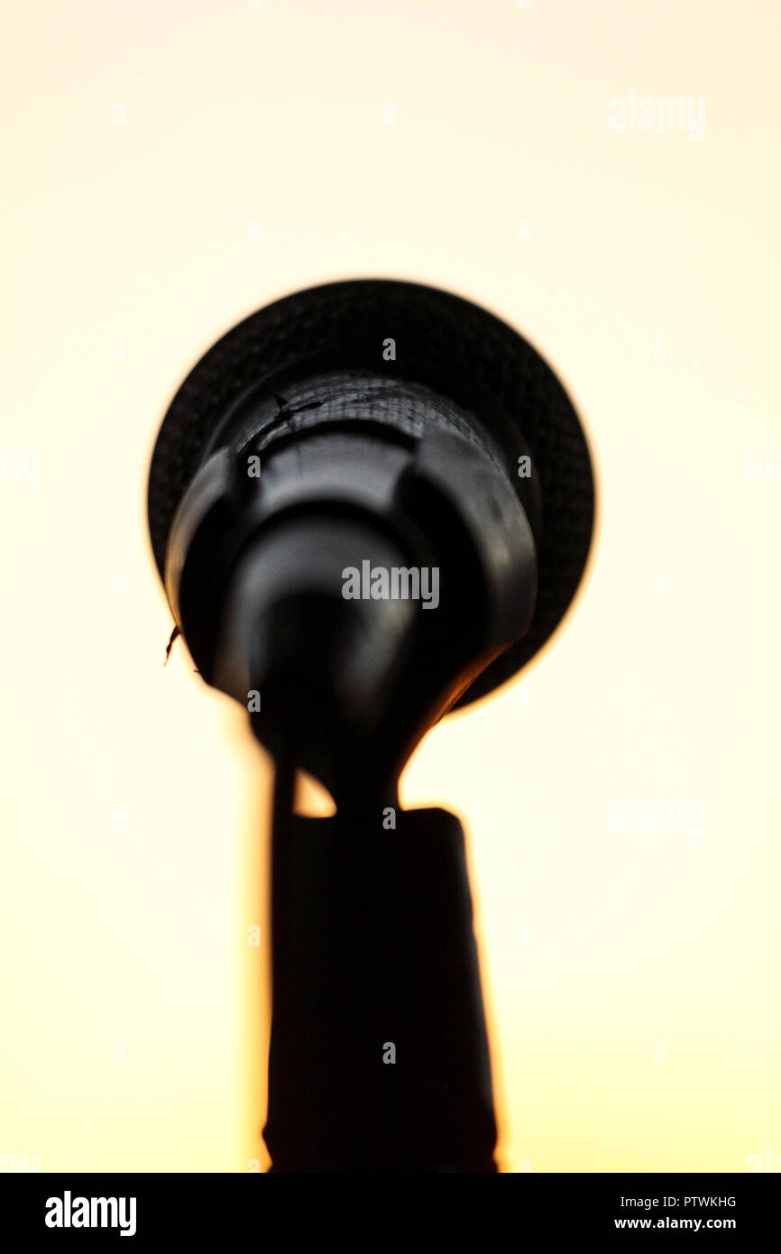 Mic stand hi-res stock photography and images - Alamy