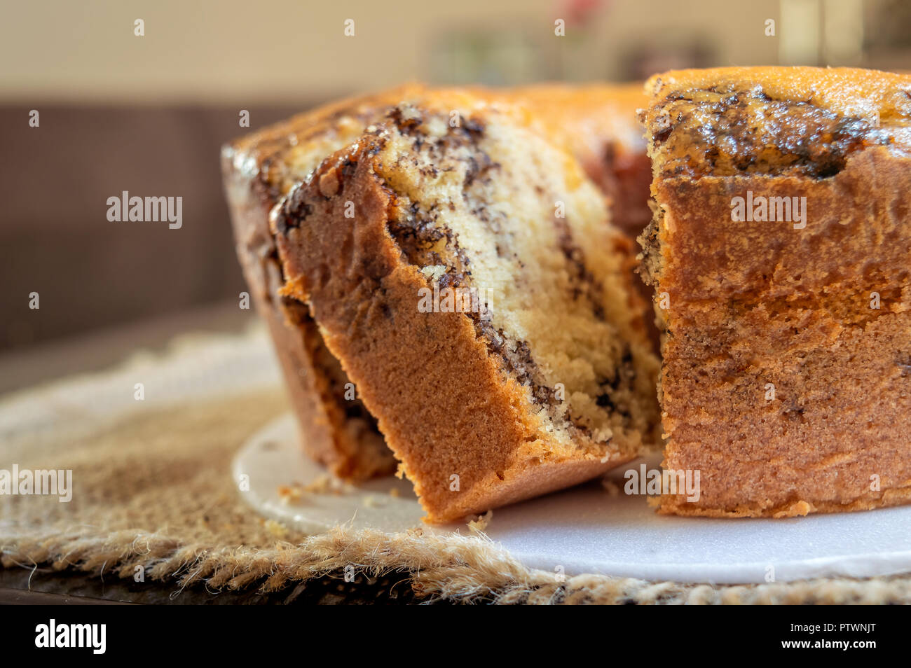 Cut out cake slice hi-res stock photography and images - Alamy
