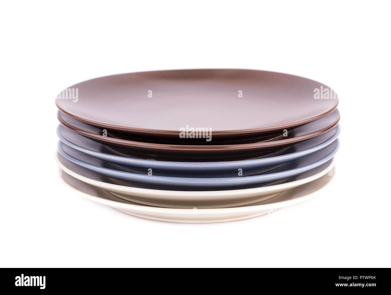 Empty dinner plates stacked hi-res stock photography and images - Alamy