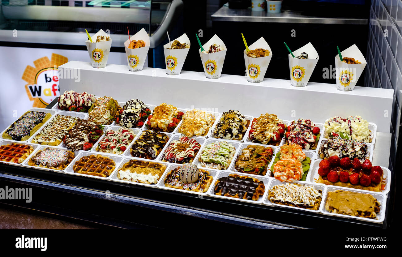 Brussels Waffle Stock Photos & Brussels Waffle Stock Images - Alamy