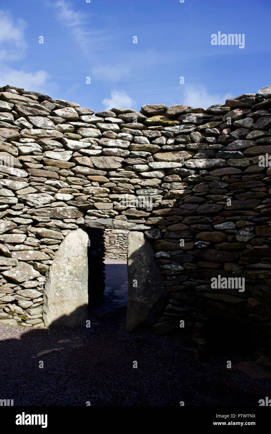 Ancient Beehive Stone Hut High Resolution Stock Photography and Images ...