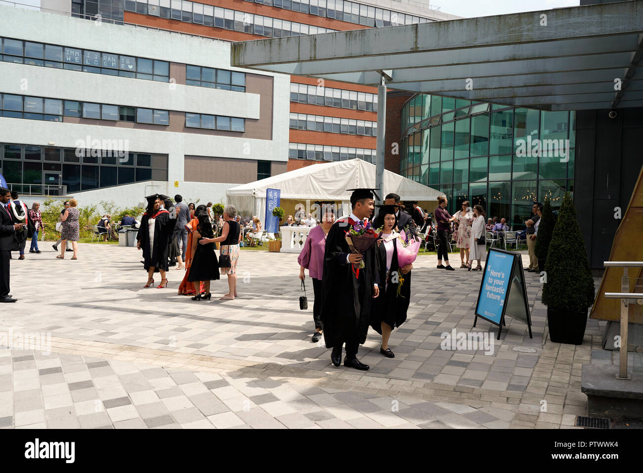 Summer graduation of students in Higher education University of ...