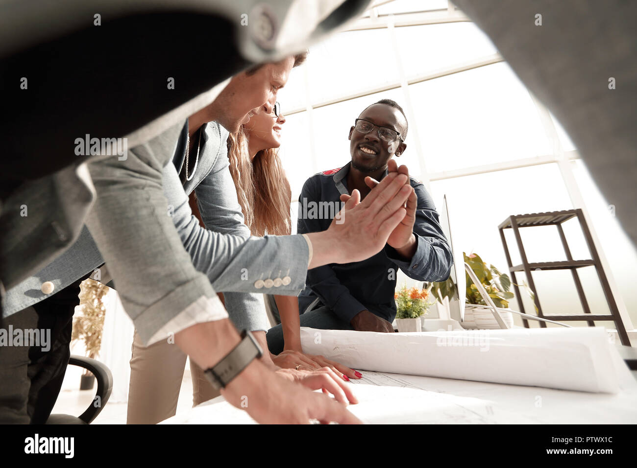 High five sketch hi-res stock photography and images - Alamy