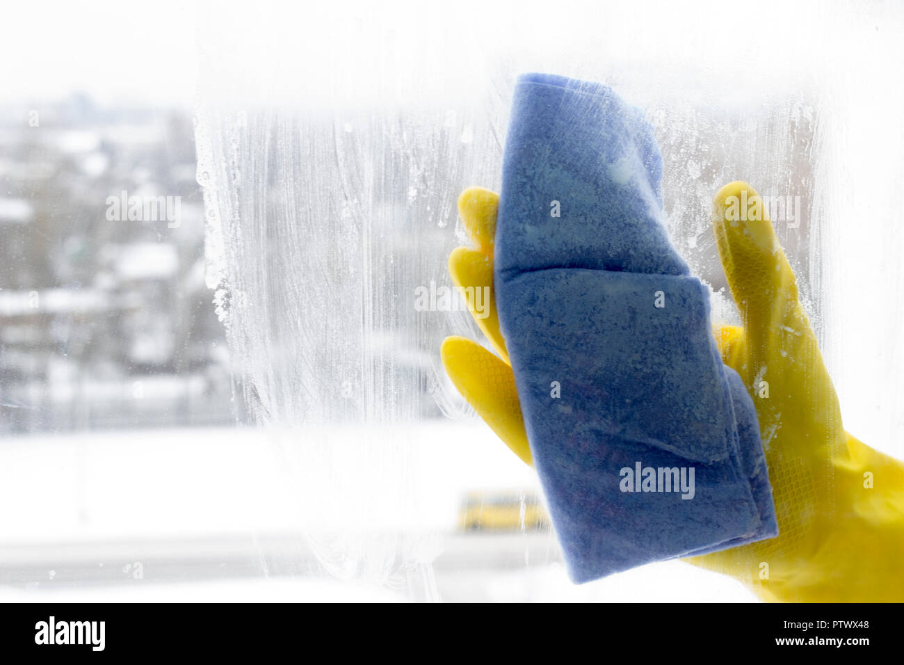 Detergent dispensers hi-res stock photography and images - Alamy