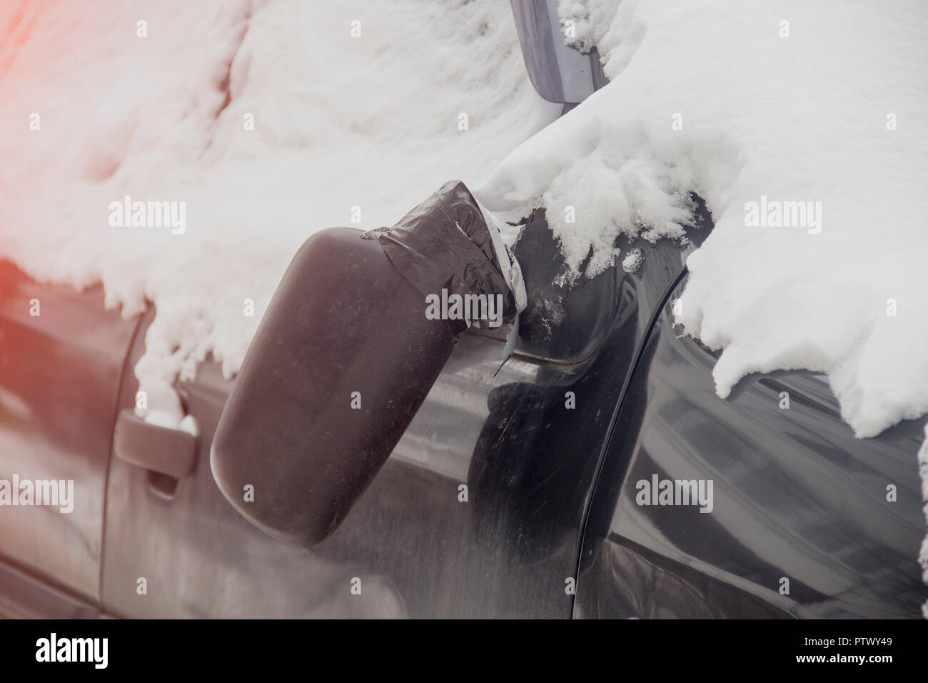 Car broken mirror hi-res stock photography and images - Alamy