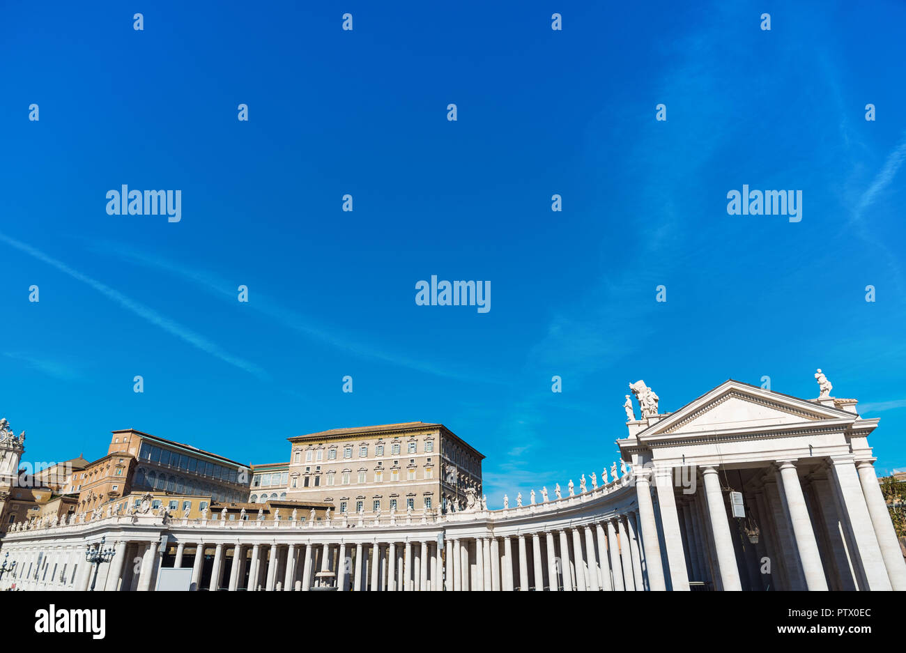 world famous Saint Peter's square in Rome Stock Photo - Alamy