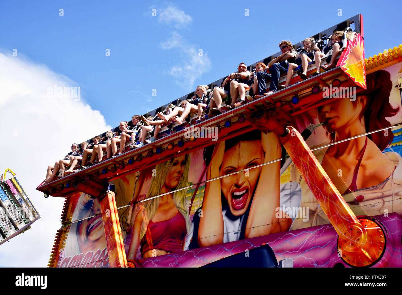 FUN ON SHOW RIDES Stock Photo - Alamy