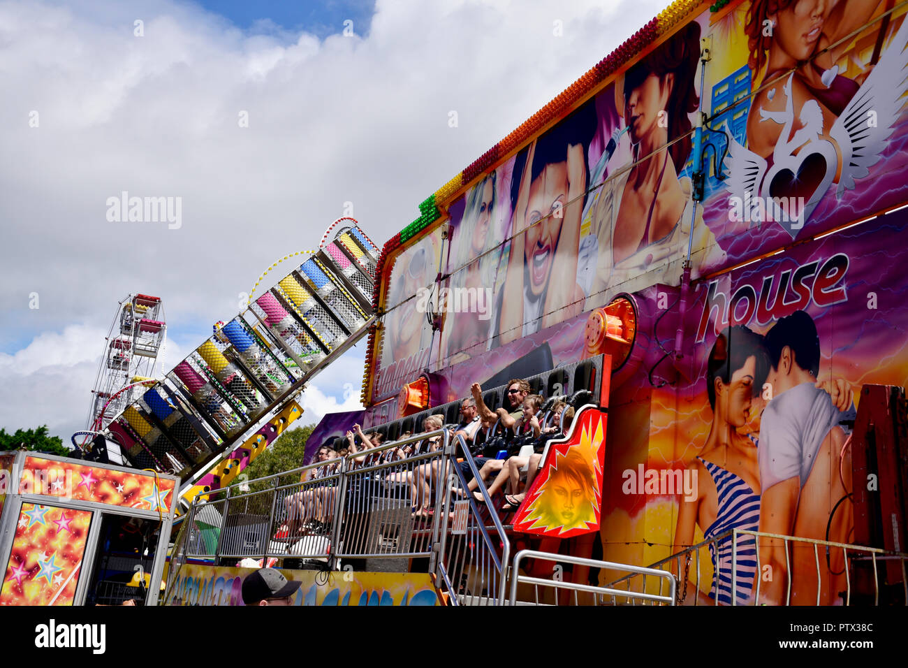FUN ON SHOW RIDES Stock Photo - Alamy
