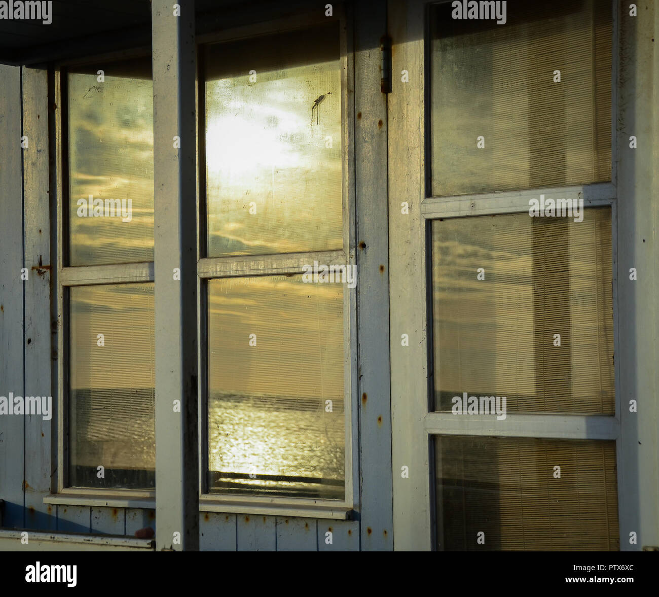 Beach hut windows hi-res stock photography and images - Alamy
