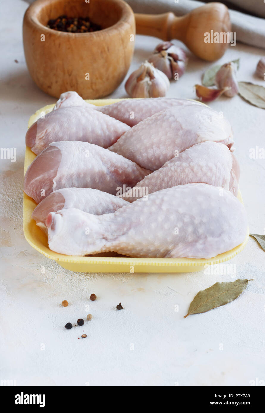 Raw whole chicken isolated tray hi-res stock photography and images - Alamy