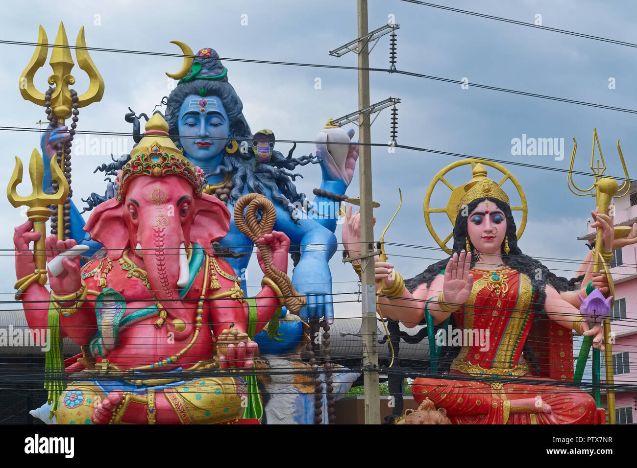 Shiva parvati ganesh hi-res stock photography and images - Alamy