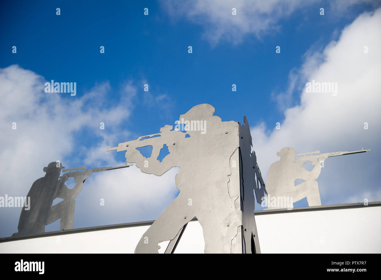 Modular firing range hi-res stock photography and images - Alamy